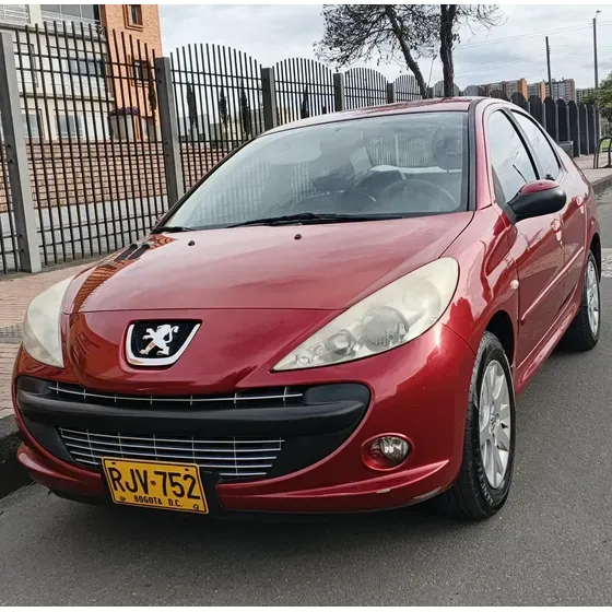 Carros y Camionetas Peugeot 207 2011 | TuCarro