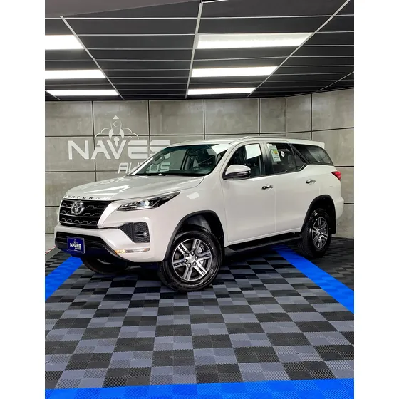 Caracas_2026 - Carros y Camionetas Toyota Fortuner 2026 | TuCarro