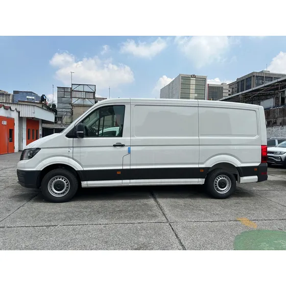 Volkswagen Crafter 2025: 21 autos a partir de $1,000,000 MXN