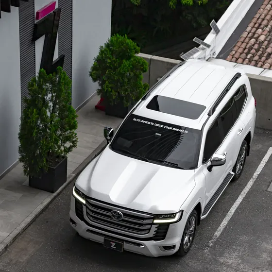 Toyota Lc 300 - Carros y Camionetas Land Cruiser | TuCarro