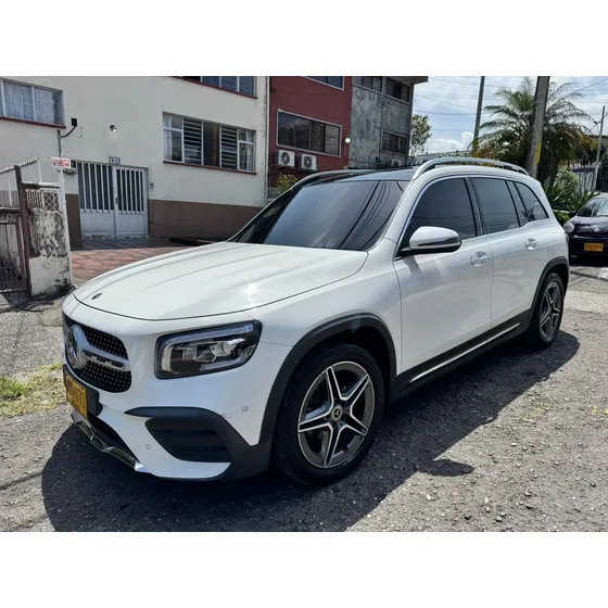 Mercedes Glb 200 - Carros y Camionetas | TuCarro