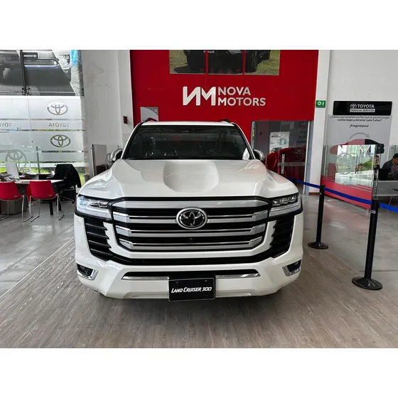 Mini 2026 Toyota Land Cruiser - Carros y Camionetas SUV 2026 | TuCarro