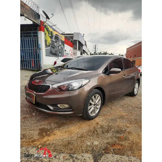 Cerato Pro - Carros y Camionetas Kia | TuCarro