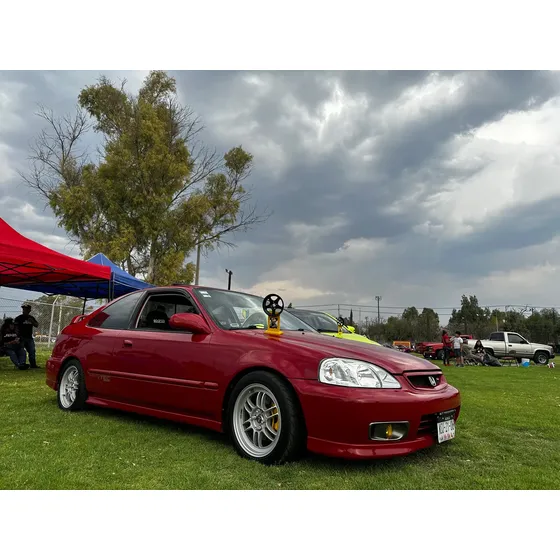 Honda Civic 1999: 5 autos a partir de $75,000 MXN
