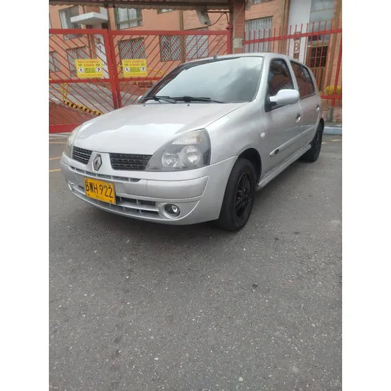 Renault Clio Modelo 2006 - Carros y Camionetas Renault | TuCarro
