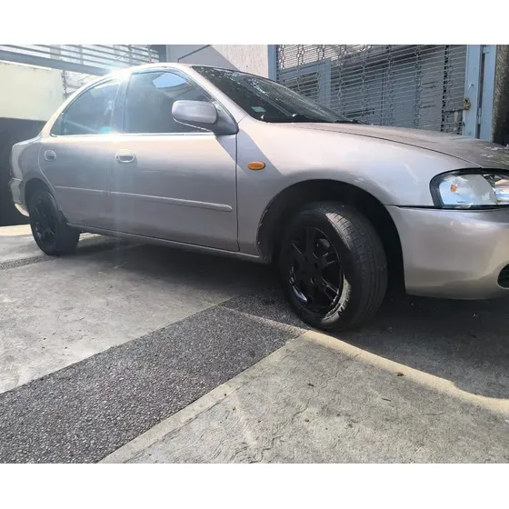 Ford En Venta - Carros y Camionetas Ford LASER | TuCarro