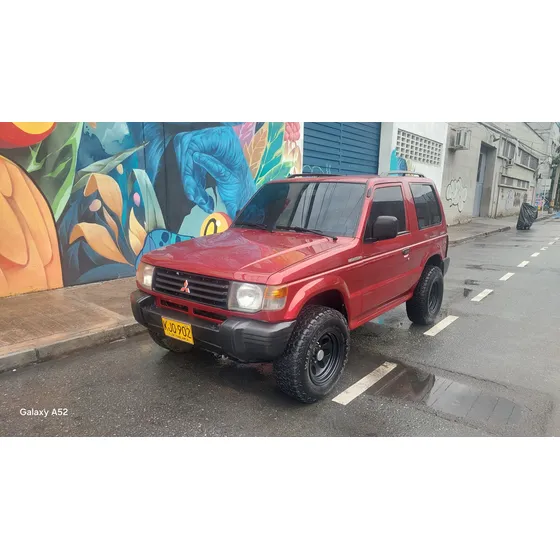 Montero Mitsubishi 2.4 - Carros y Camionetas | TuCarro