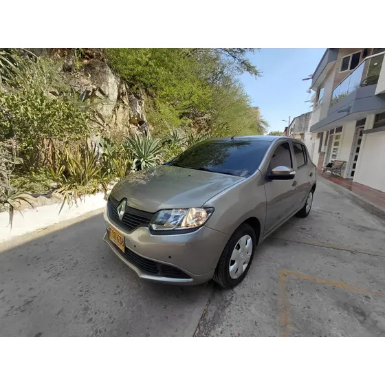 Renault Sandero Usado: Comprar carros usados, seminuevos y nuevos