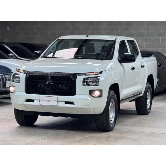 Asaka Mitsubishi - Carros y Camionetas | TuCarro
