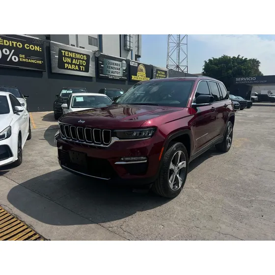 Jeep Grand Cherokee: 856 autos a partir de $350,000 MXN