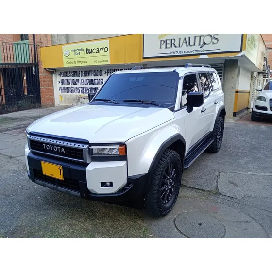 Prado Txl 2026 - Carros y Camionetas Land Cruiser Prado | TuCarro