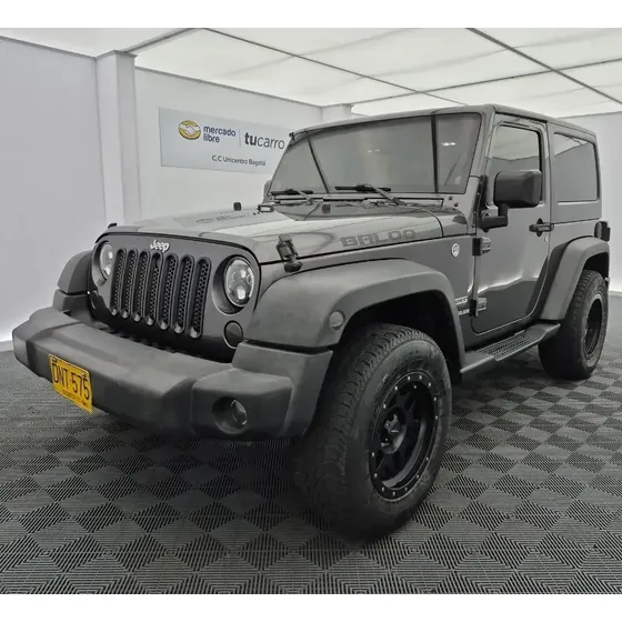 Jeep Wrangler Sport Capota Dual - Carros y Camionetas | TuCarro