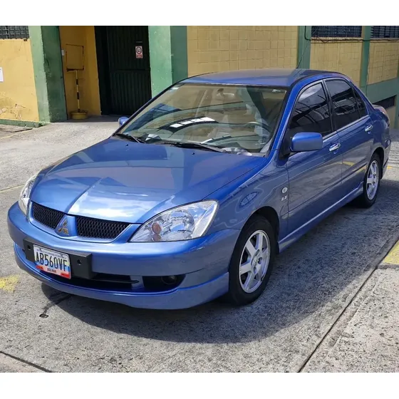Carros y Camionetas Mitsubishi Lancer 2013 | TuCarro