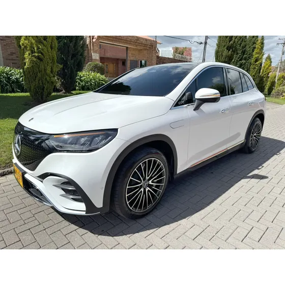 Mercedes Benz Eqe - Carros y Camionetas | TuCarro