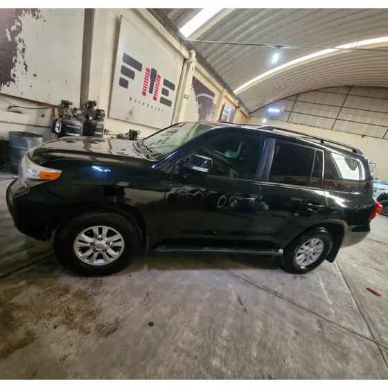Toyota Land Cruiser: 9 autos a partir de $550,000 MXN