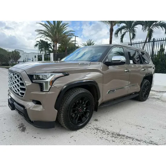 Carros y Camionetas Toyota Sequoia 2026 | TuCarro
