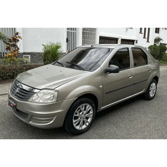 Logan Modelo 2010 - Carros y Camionetas Renault | TuCarro