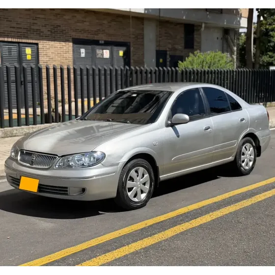 Carros y Camionetas Almera | TuCarro