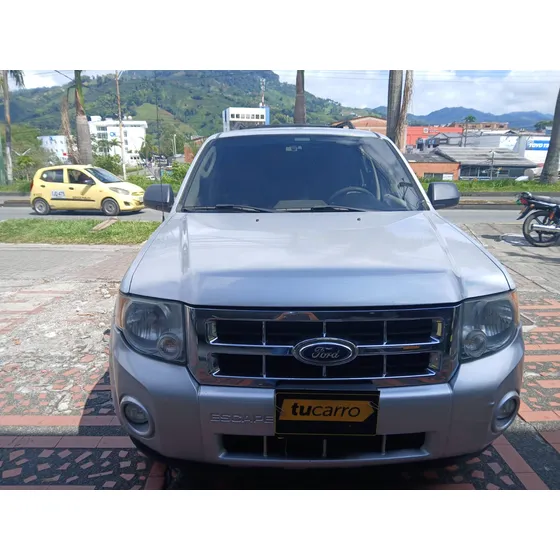 Carros De 200 Millones - Carros y Camionetas | TuCarro