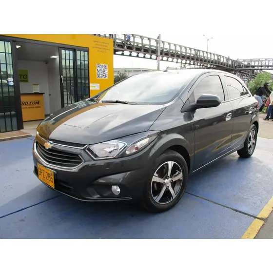 Chevrolet Onix Gris - Carros y Camionetas Chevrolet | TuCarro