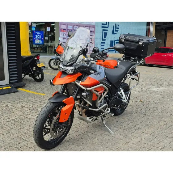 Sara Ataucncha Touring - Motos Triumph | TuCarro