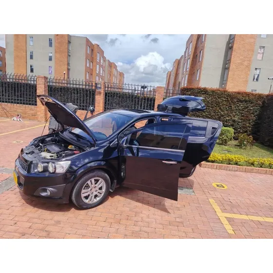Chevrolet Sonic 2023 - Carros y Camionetas | TuCarro