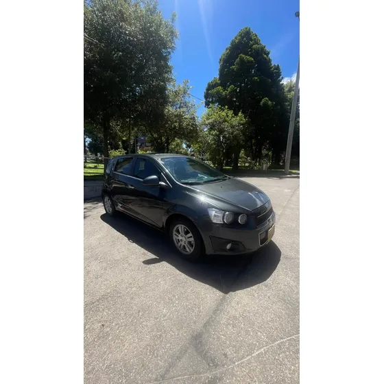 Carros y Camionetas Chevrolet Sonic 2015 | TuCarro