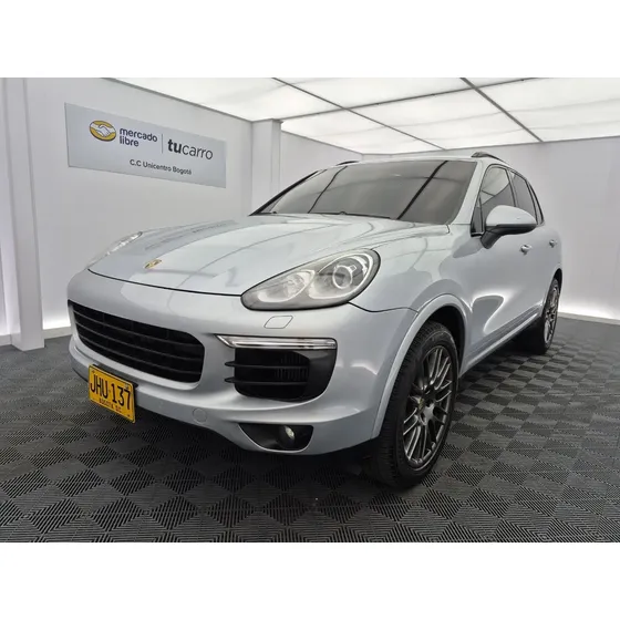 Carros y Camionetas Porsche 4x4 | TuCarro