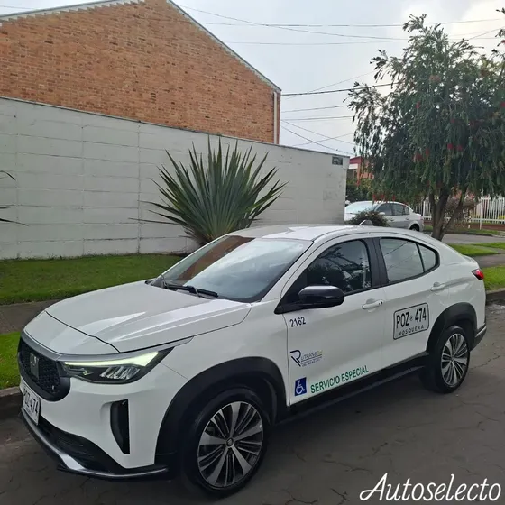Precios - Carros y Camionetas Fiat FASTBACK 2025 | TuCarro