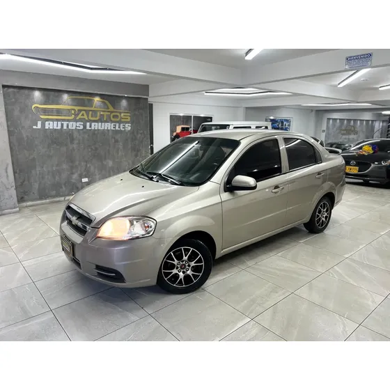 Aveo Emotion - Carros y Camionetas | TuCarro