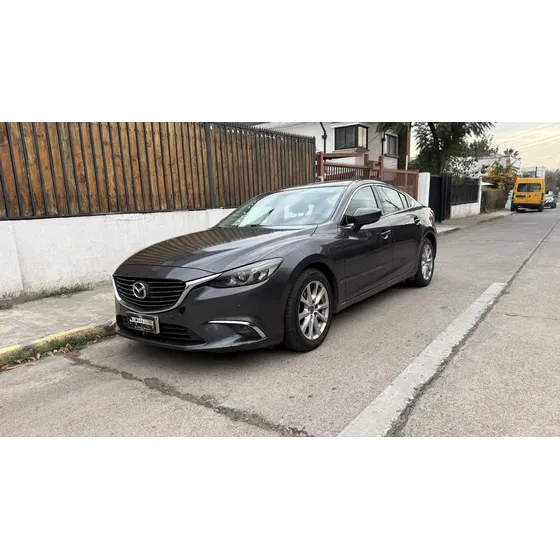 Mazda Mazda 6: Comprar 22 autos usados, seminuevos y nuevos