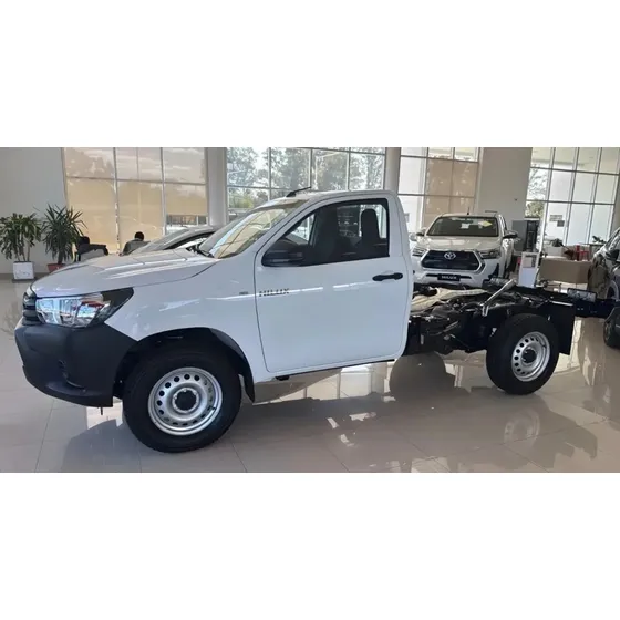Toyota Hilux Chasis - Carros y Camionetas | TuCarro