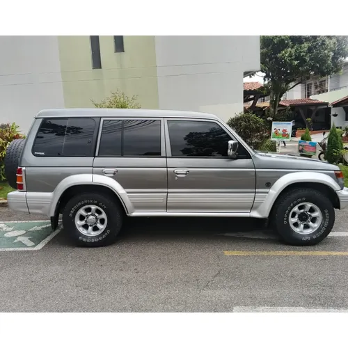 Mitsubishi Montero 3.0 V43 Wagon | MercadoLibre