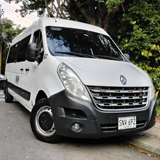 Carros y Camionetas Renault Master | TuCarro
