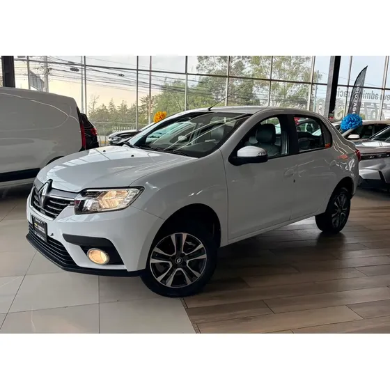 Renault Logan: 102 autos a partir de $100,000 MXN