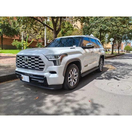 Vventa - Carros y Camionetas Sequoia 2026 | TuCarro