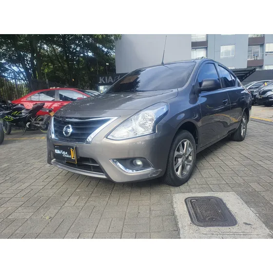 Nissan V Drive - Carros y Camionetas Versa | TuCarro