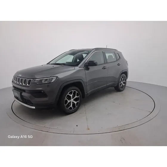Jeep Compass 2025: 1148 carros a partir de R$ 150,000