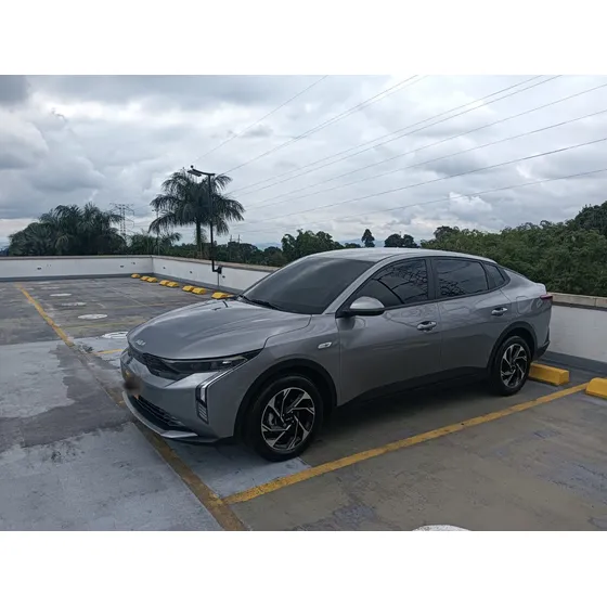 Año 2026 En Romano - Carros y Camionetas Delantera 2026, dueño directo ...