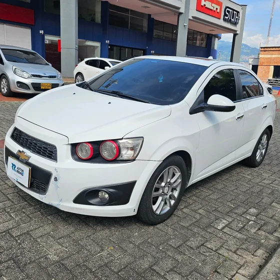 Automatico - Carros y Camionetas Chevrolet Sonic en Antioquia | TuCarro