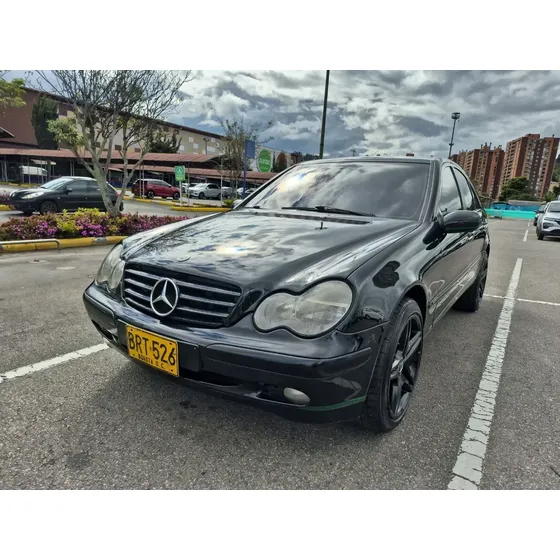 Carros y Camionetas Mercedes-Benz 2000 | TuCarro