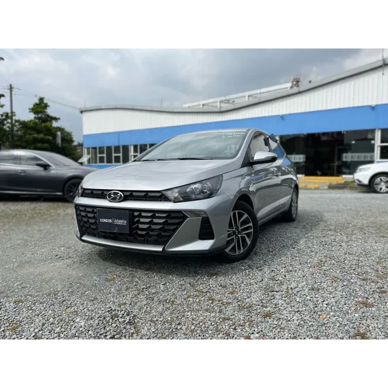 Hyundai Universe 2026 - Carros y Camionetas Accent | TuCarro