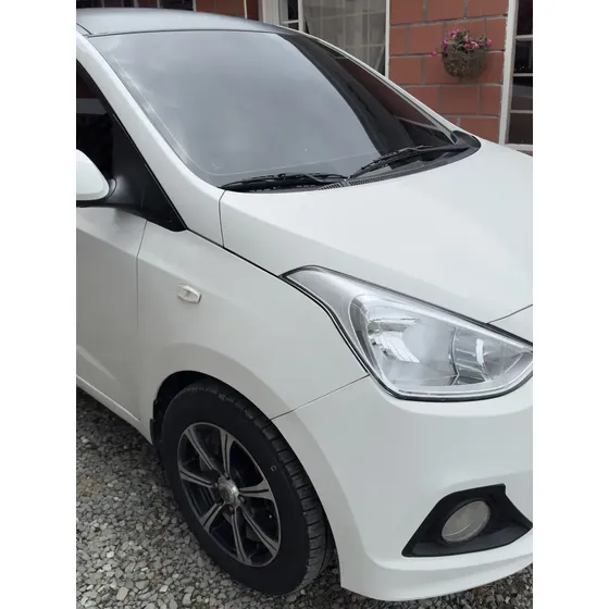 Hyundai Illusion - Carros y Camionetas | TuCarro
