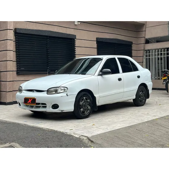 Carros y Camionetas Hyundai 1998 | TuCarro