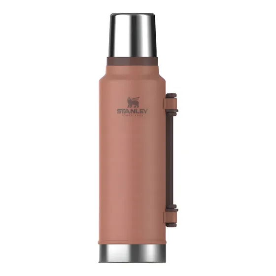 StanleyChile - Termo Stanley Classic Clay | 1.4 Lt Color Marrón Claro ...