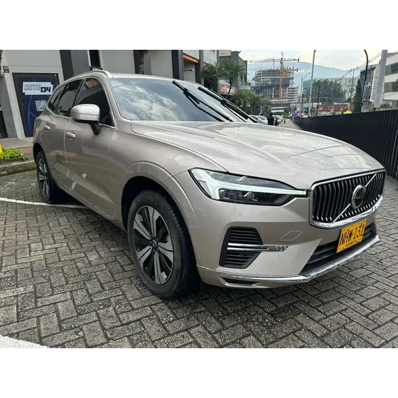 Carros y Camionetas Volvo XC60 2024 | TuCarro
