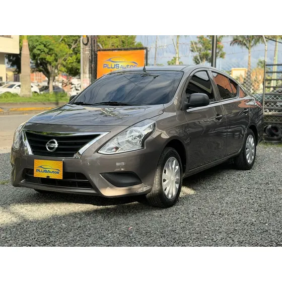 Nissan V Drive - Carros y Camionetas Versa | TuCarro