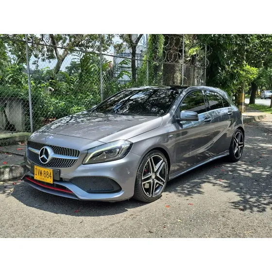 Mercedes Benz 250 - Carros y Camionetas | TuCarro