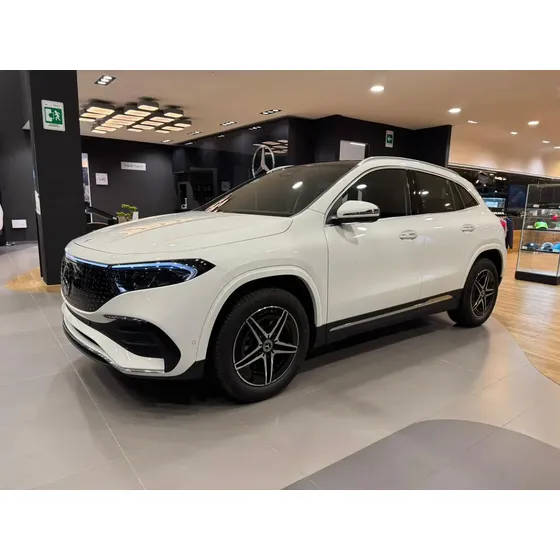 Carros y Camionetas Mercedes-Benz Clase Eq | TuCarro