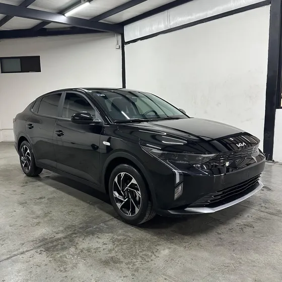 Kia K3 Ex Pack: 22 autos a partir de $300,000 MXN